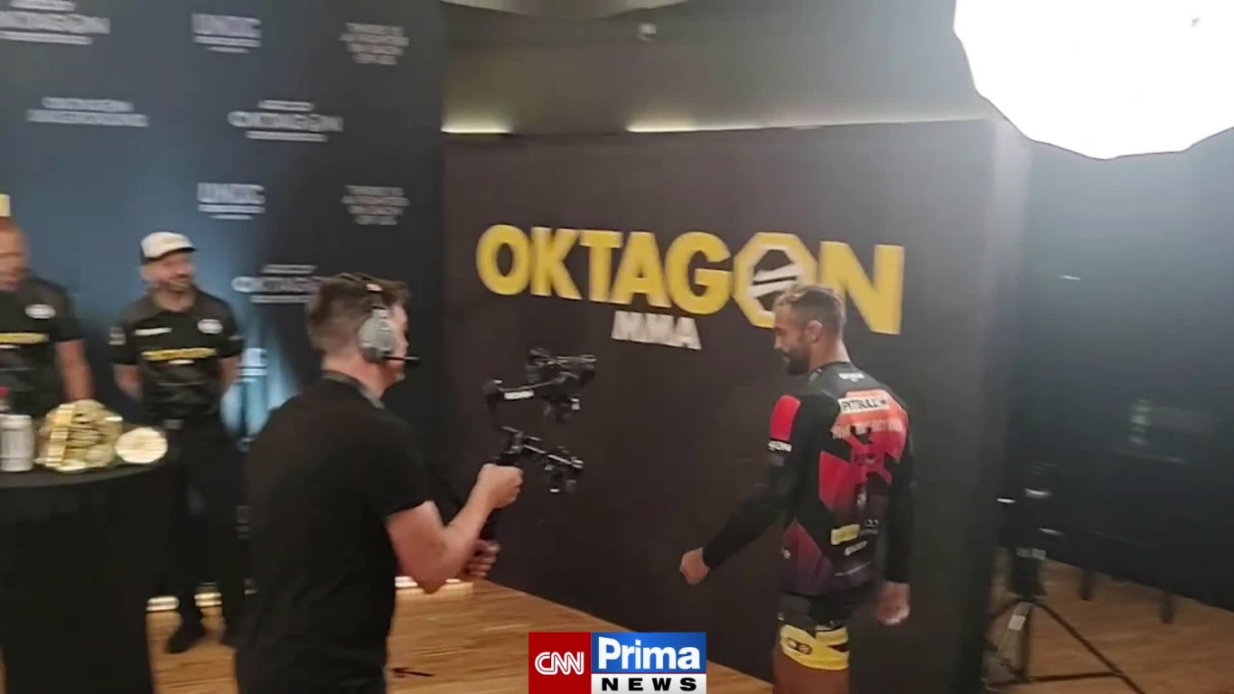 Do boje se vrací slovenská legenda MMA Ivan Buchinger - CNN Prima NEWS