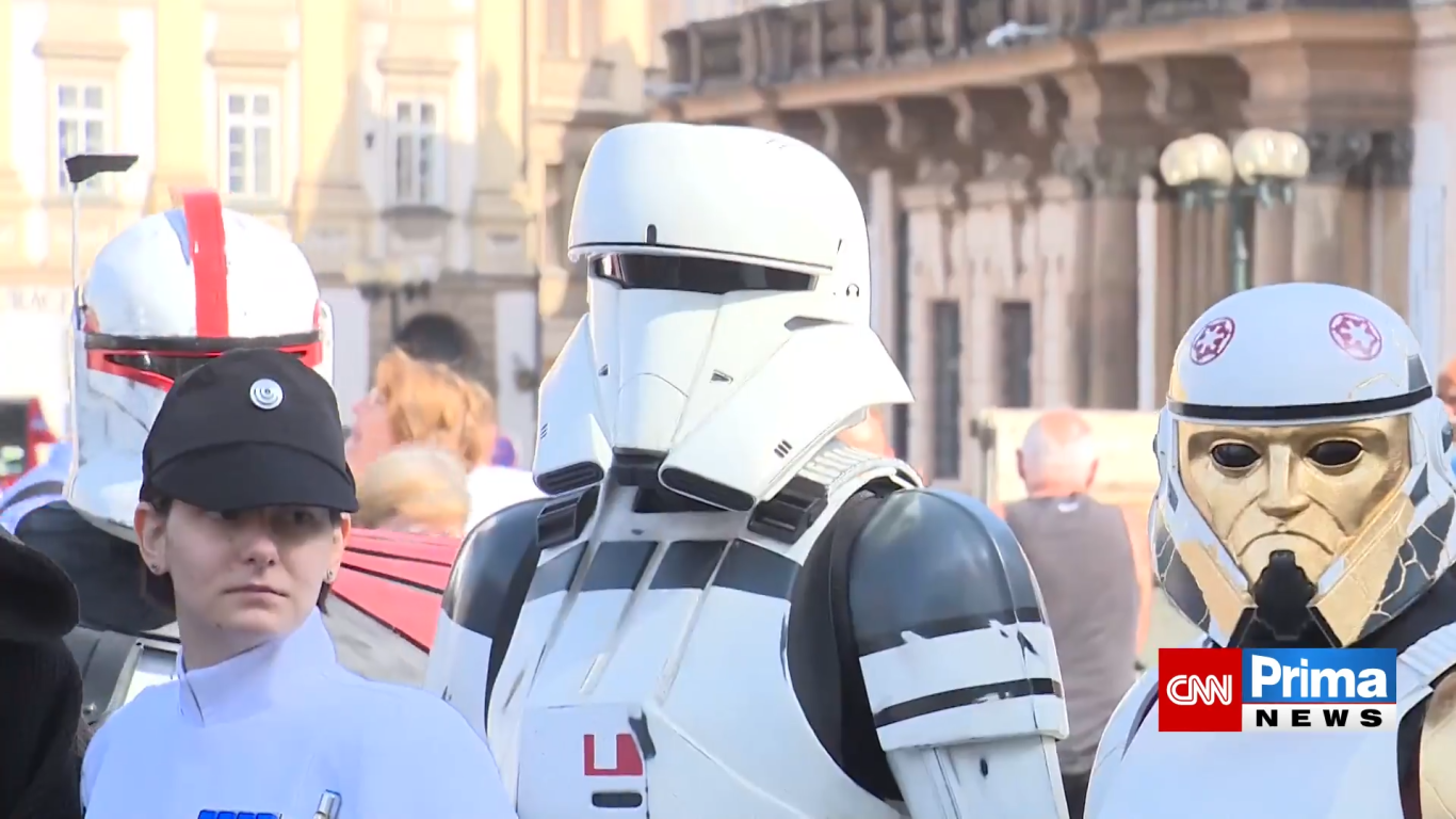 Den Star Wars si připomněli i fanoušci v Česku - CNN Prima NEWS