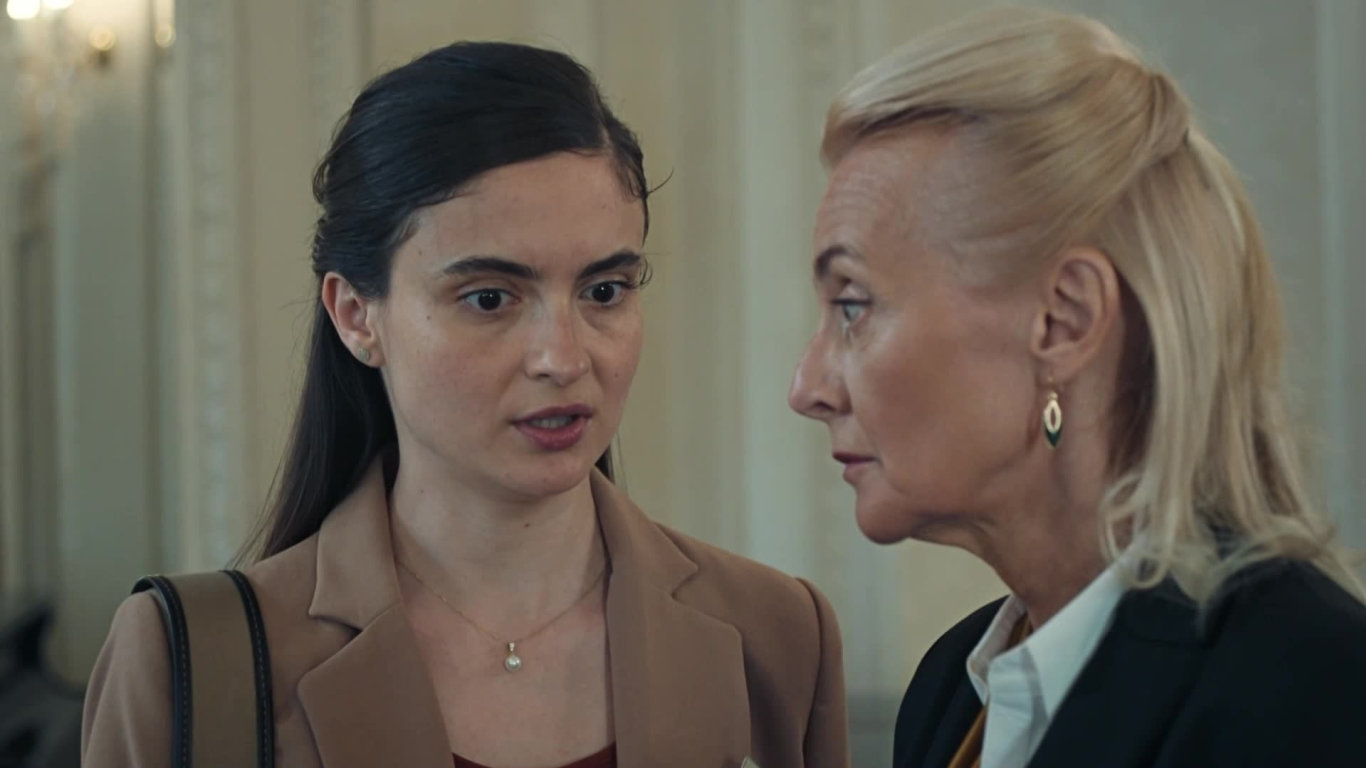 Upoutávka - Sedm schodů k moci od 8. února na prima+ - Sedm schodů k ...