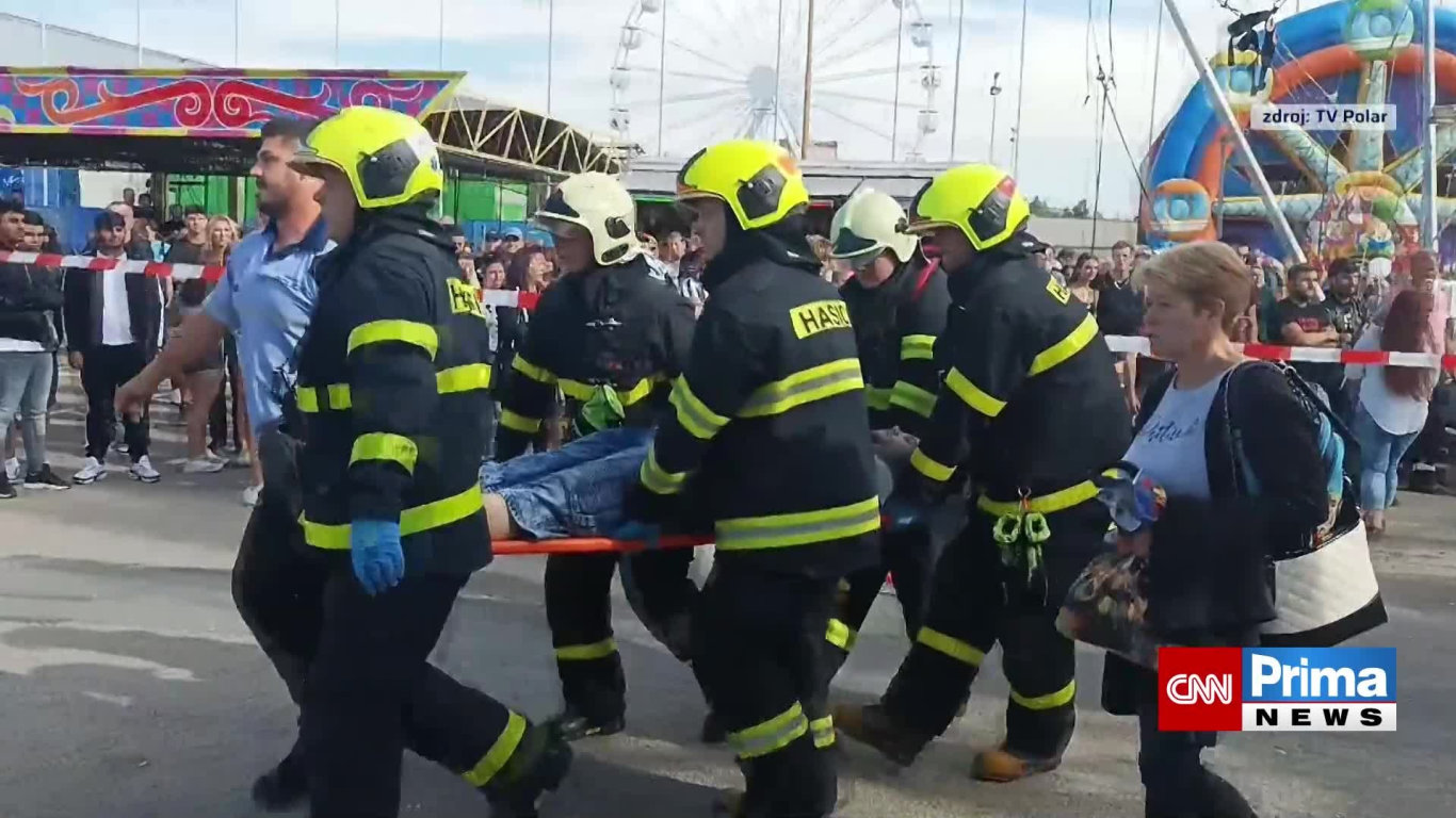 Vyšetřování pádu kolotoče - CNN Prima NEWS