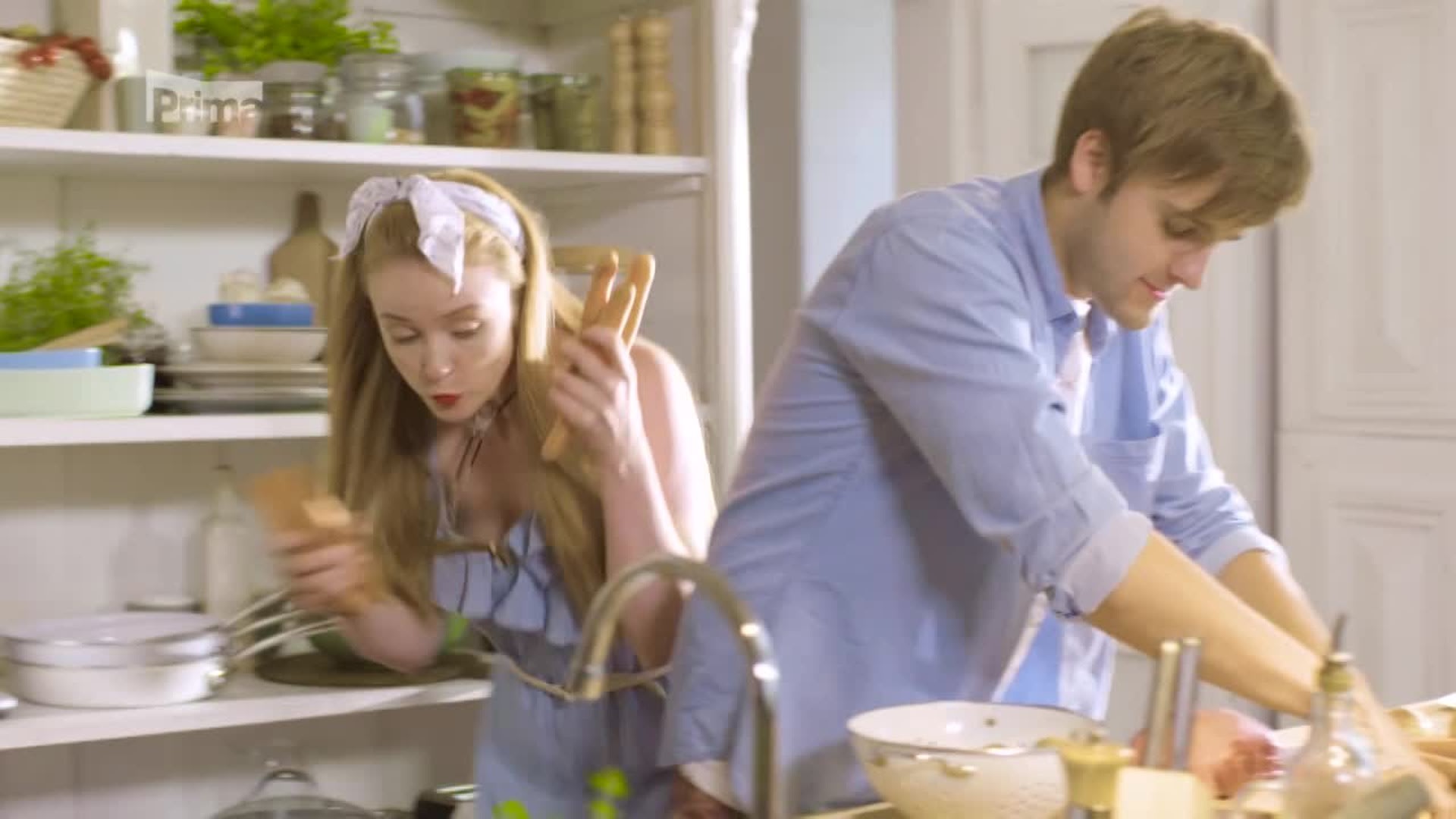 Hrdina kuchyně 6. díl Marušku to baví - bonus pořadu Hrdina kuchyně ...