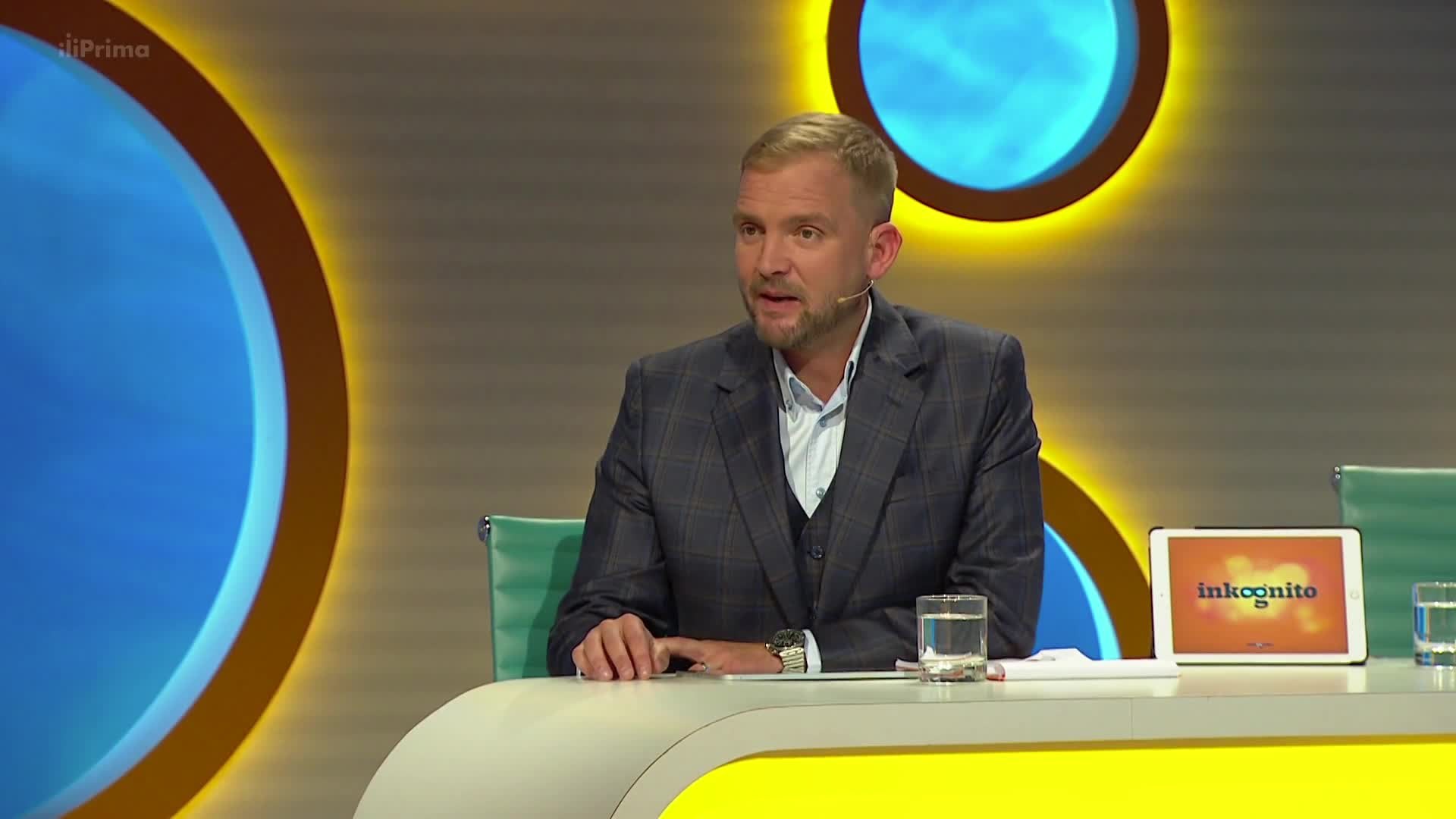 Inkognito (13) - Petra Nesvačilová ve funkci prezidentky - bonus pořadu ...