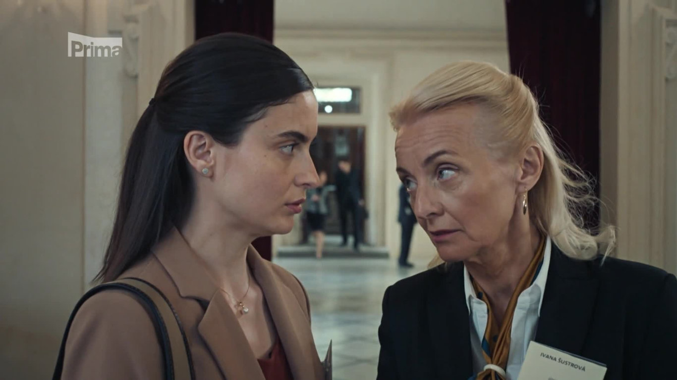 Upoutávka - Sedm schodů k moci - Sedm schodů k moci - Prima Ženy