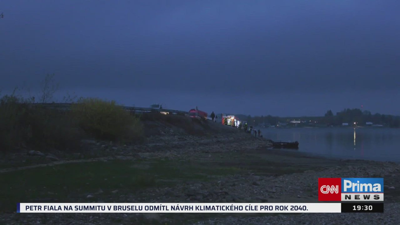 Pitva lidských ostatků z Lipna - HLAVNÍ ZPRÁVY - CNN Prima NEWS
