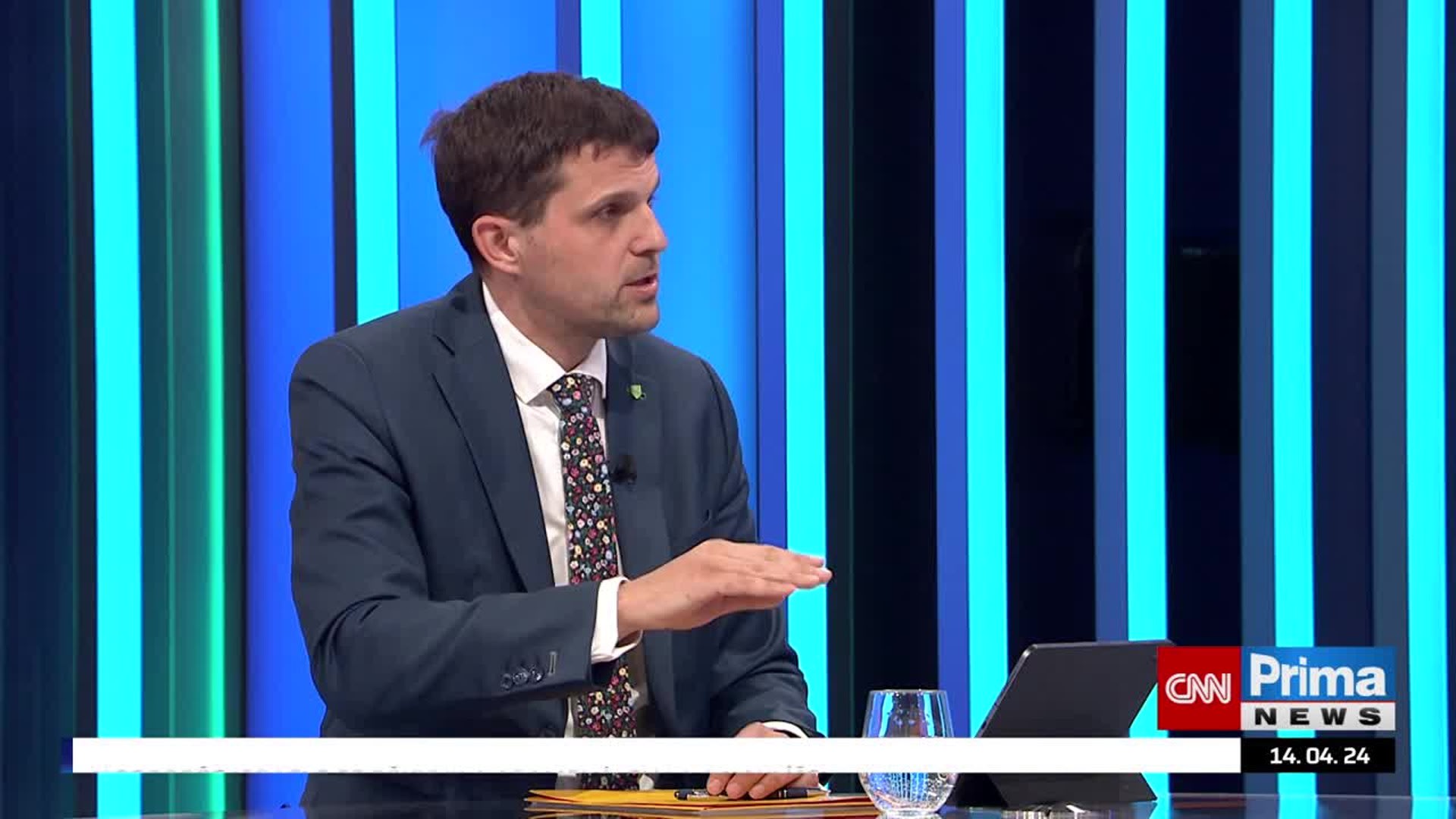 PARTIE TEREZIE TOMÁNKOVÉ - epizoda PARTIE TEREZIE TOMÁNKOVÉ, Petr Hladík, Klára Dostálová - 14.4 ...