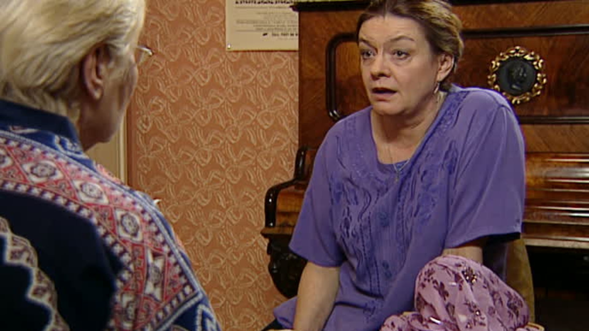 Rodinná pouta - epizoda Host do domu online | prima+