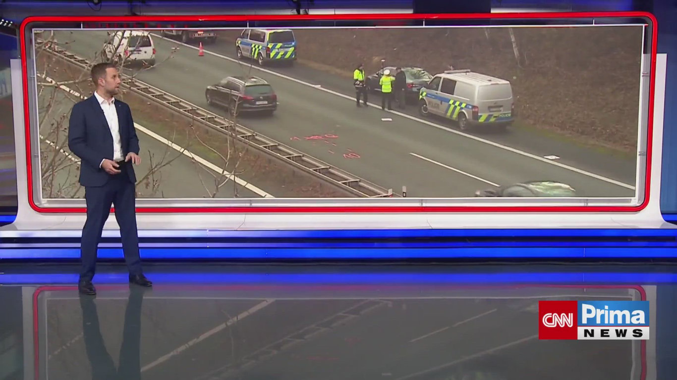 VIDEO: Dodávka ho rozmetala, kusy auta létaly kolem nás. Svědek popsal ...