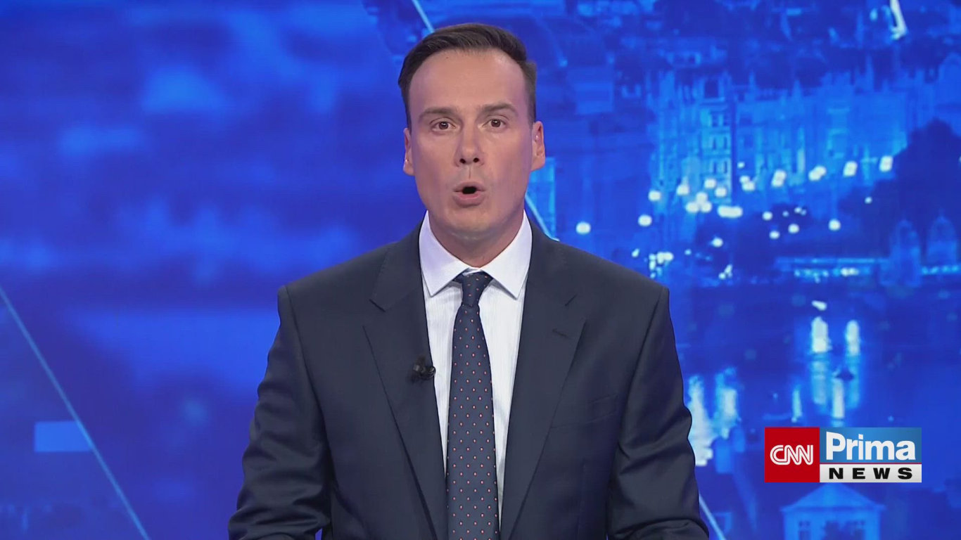Popová hvězda Alla Pugačeva poskytla rozhovor po útěku z Ruska - CNN ...
