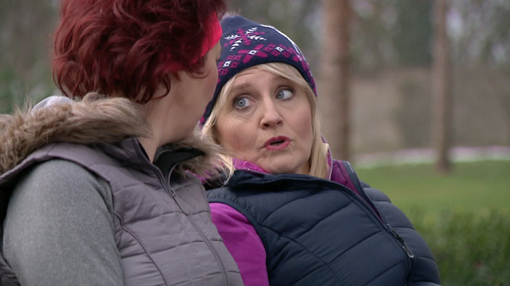 Ohnivý kuře - epizoda Zlomené žebro online | prima+