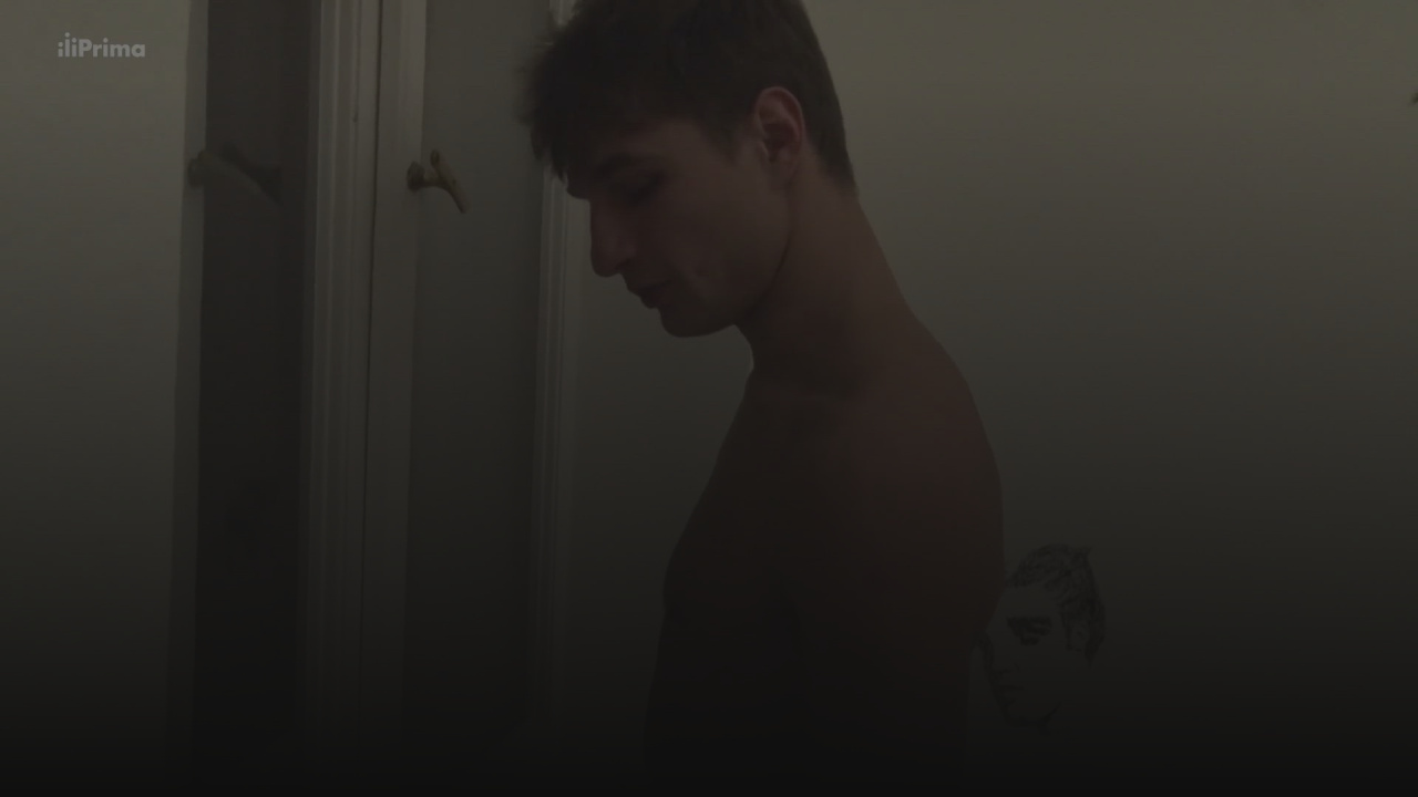 EXPERIMENT 21 (2): Štěpánova podivná hra s topením - EXPERIMENT 21 - Prima COOL