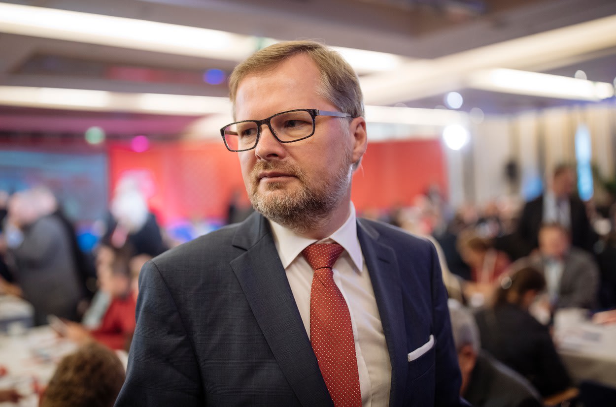 PARTIE TEREZIE TOMÁNKOVÉ - epizoda PARTIE TEREZIE TOMÁNKOVÉ, Roman ...