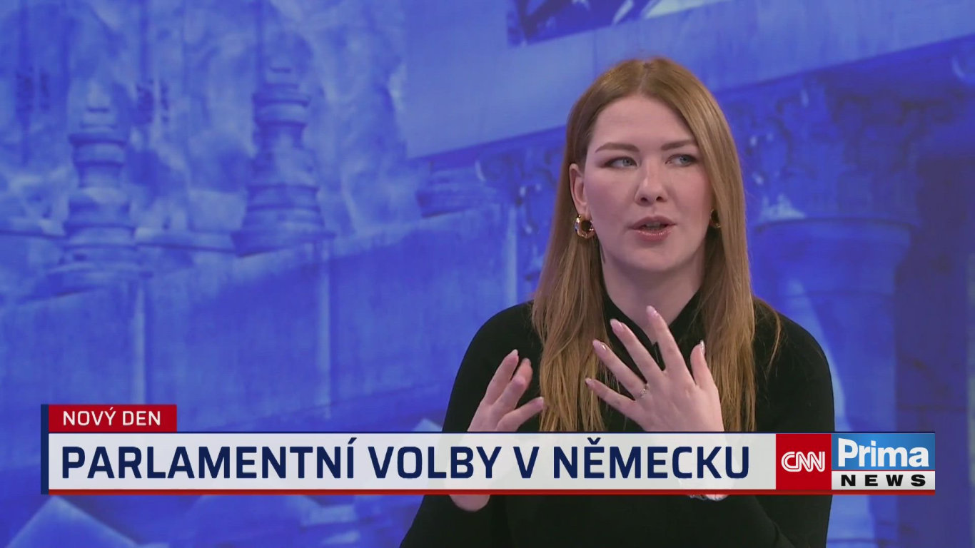 Zpěvačka Debbi o náladách v Německu - CNN Prima NEWS