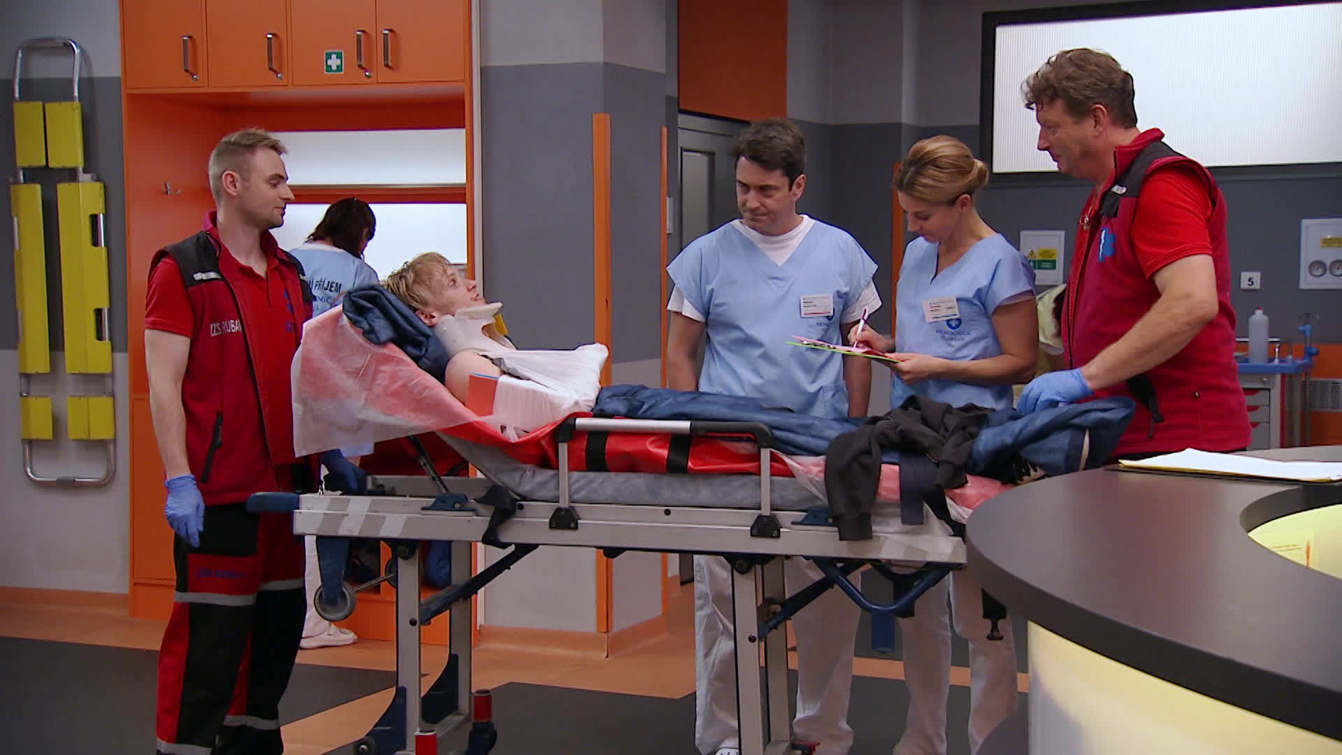 Modrý kód - epizoda O rodičích a dětech online | prima+