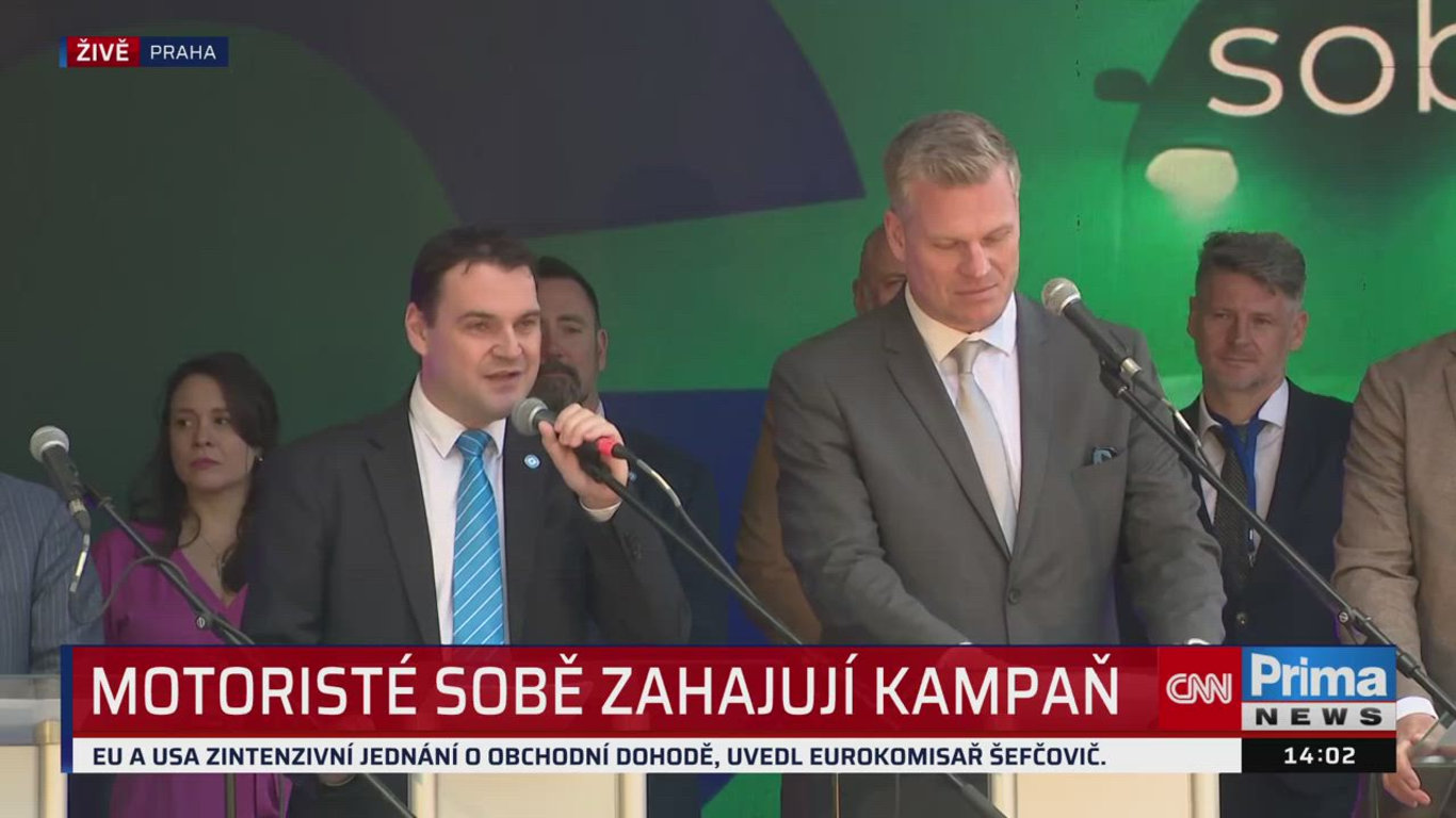 ZPRÁVY, Thomas Kulidakis, Martin Schmarcz, Petr Macinka, Matěj Gregor - 15.5. v 14:00 - ZPRÁVY ...