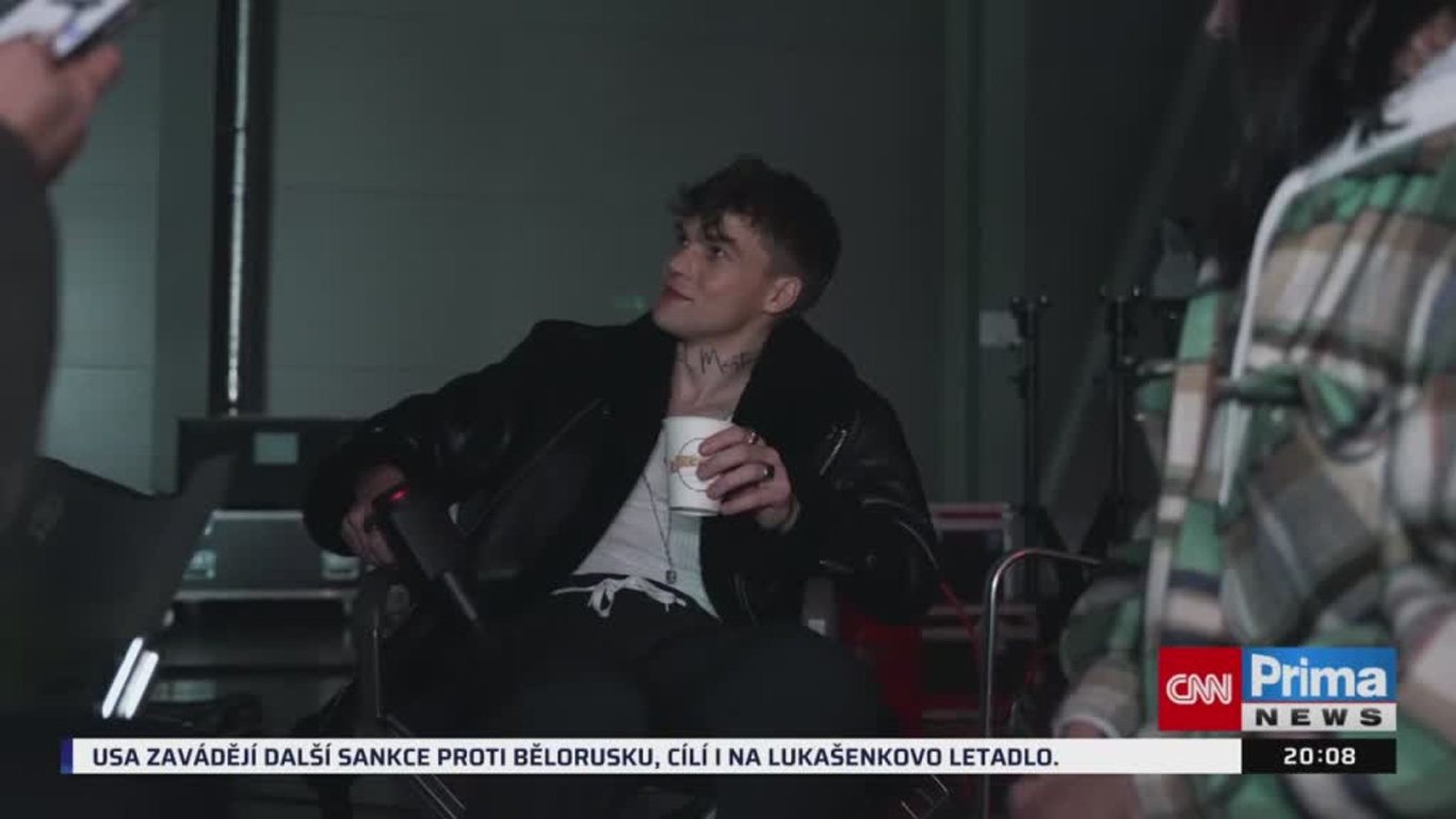 Velký comeback hlásí zpěvák Mikolas Josef - SHOWTIME - CNN Prima NEWS
