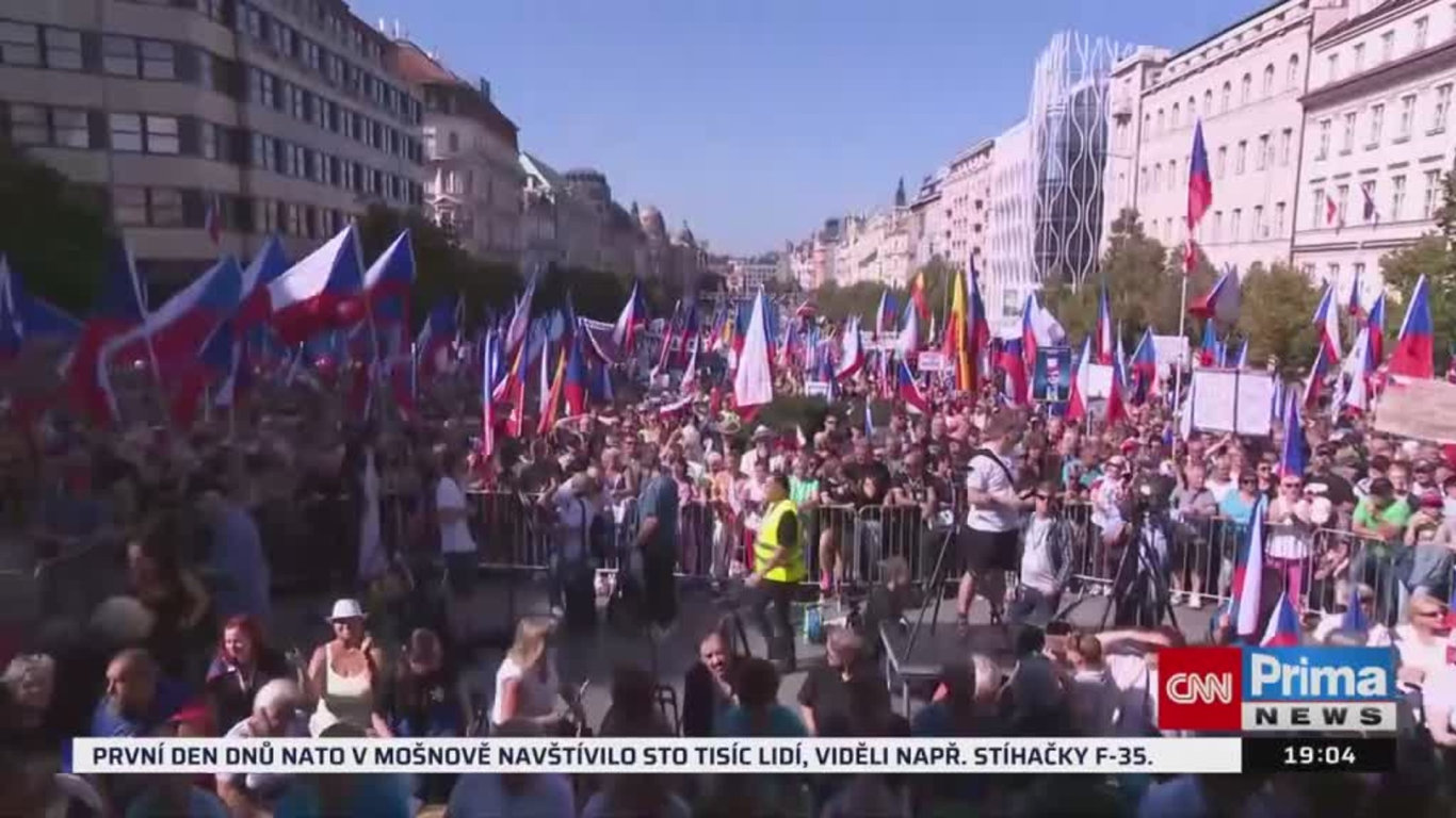Protivládní demonstrace - HLAVNÍ ZPRÁVY - CNN Prima NEWS